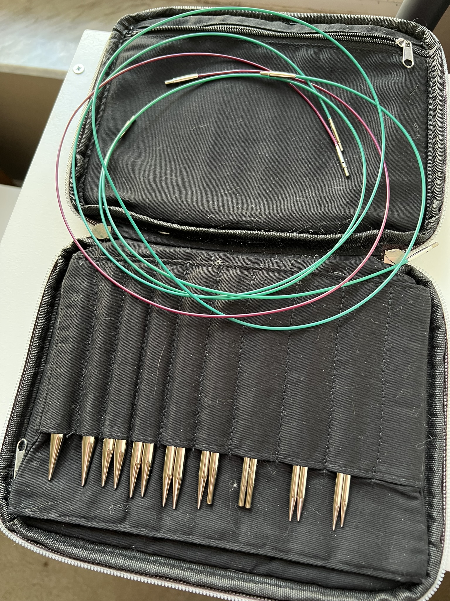 The Ultimate Guide to Knitting Needles: Types, Sizes, and How to Choose ...